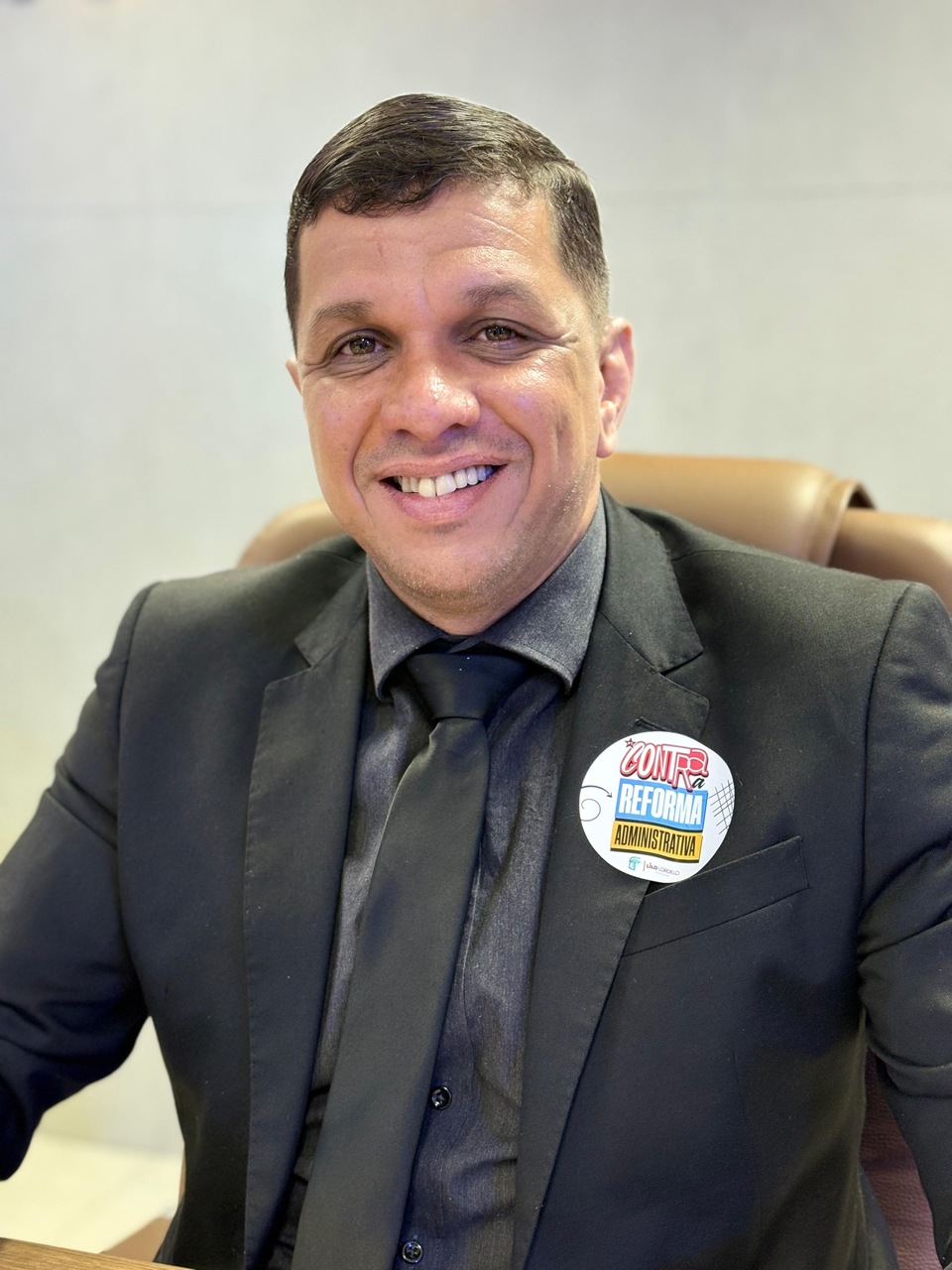 Professor Lilo propõe inclusão de abafadores de ruído no kit escolar ...